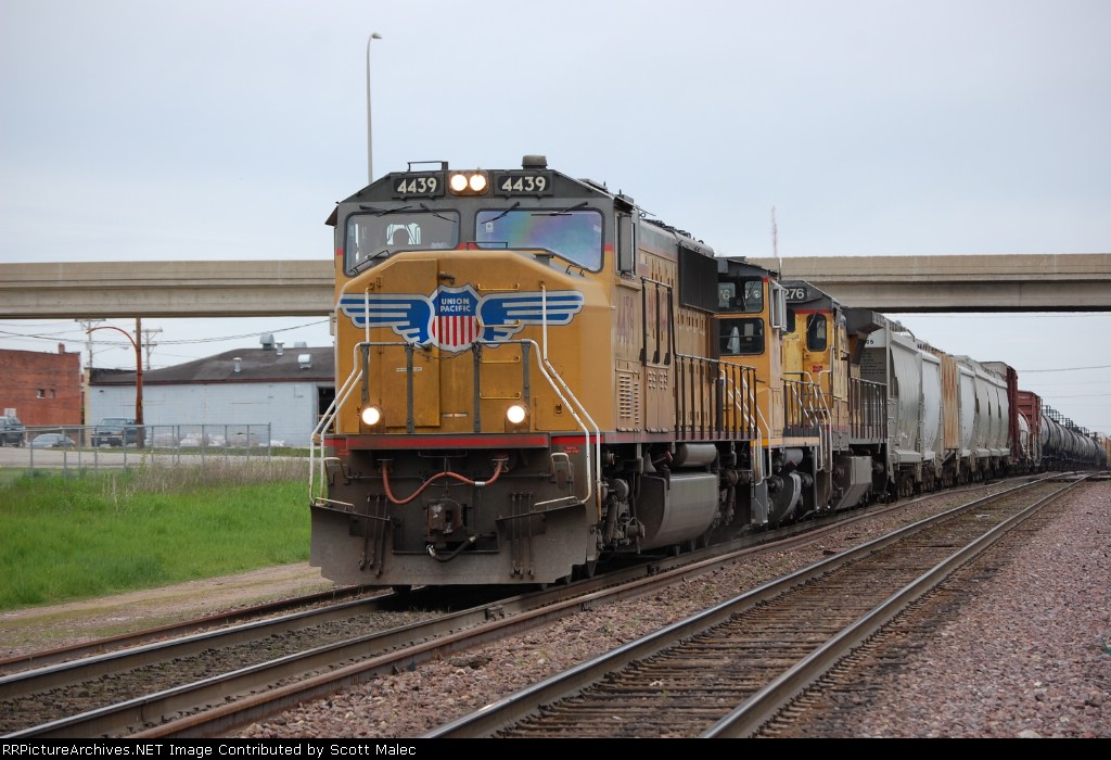 UP 4439, 1002 & 9276